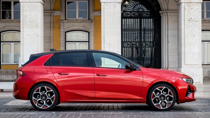Prueba: Opel Astra 2023 híbrido enchufable GS Line