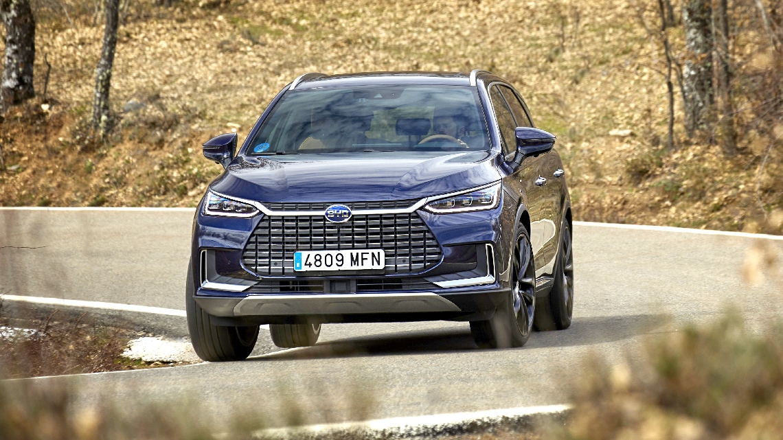 Prueba del BYD Tang, un SUV eléctrico 4WD, 520 CV y 7 asientos